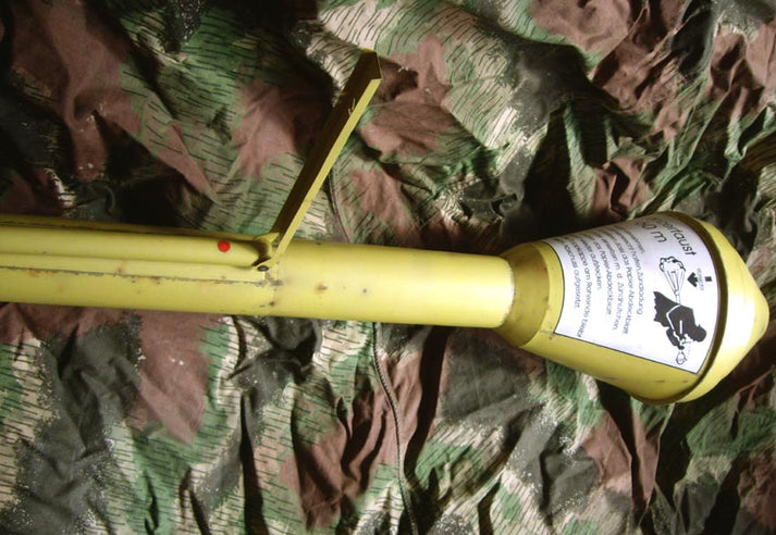 Panzerfaust 60m - Papercraft – Lobster's Papercrafts